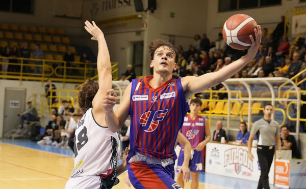 Il Monferrato > Domenica al "PalaBasletta" la Junior sfida l'ex ...