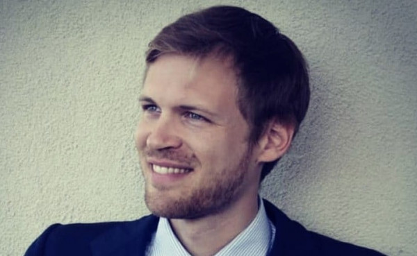 Il Monferrato > Il giornalista Luca Steinmann torna a Camagna