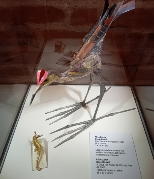 Il Monferrato > Mostra "Filo Doppio", arte contemporanea e maestri orafi