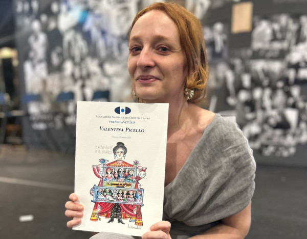 Il Monferrato > Una “versatile” Valentina Picello è premiata dalla Critica