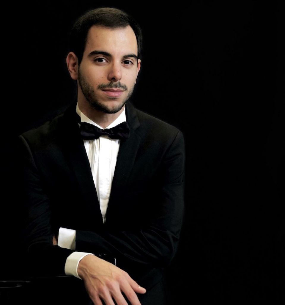 Il Monferrato > Gabriele Laura alla Filarmonica